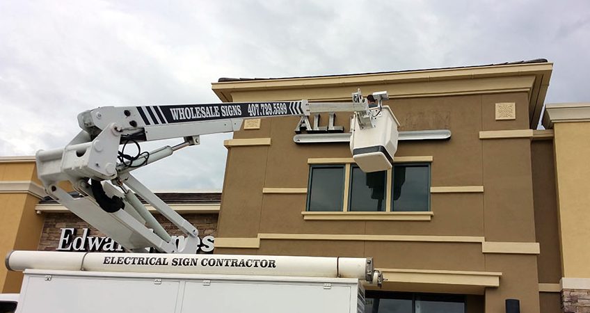 Sign Repair & Maintenance Company | Wholesale Signs Fabricators